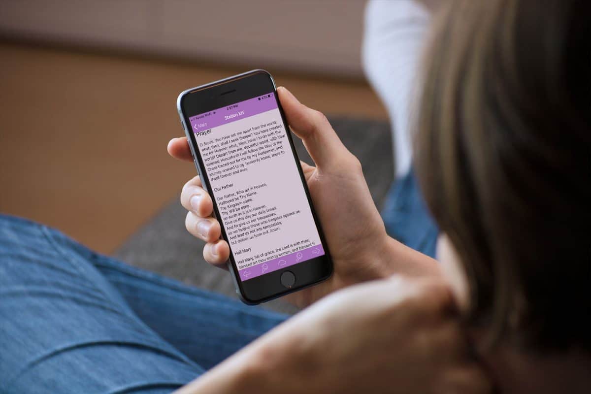 Faithful Catholic Apps for iPad, iPhone, & Android : CatholicApps.com
